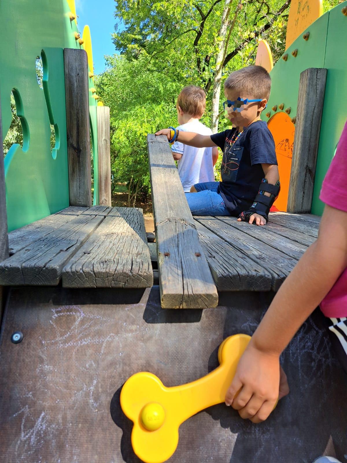 Modena, l'assessore Bosi: «Riparazioni dei giochi nei parchi? Lunghe e ...