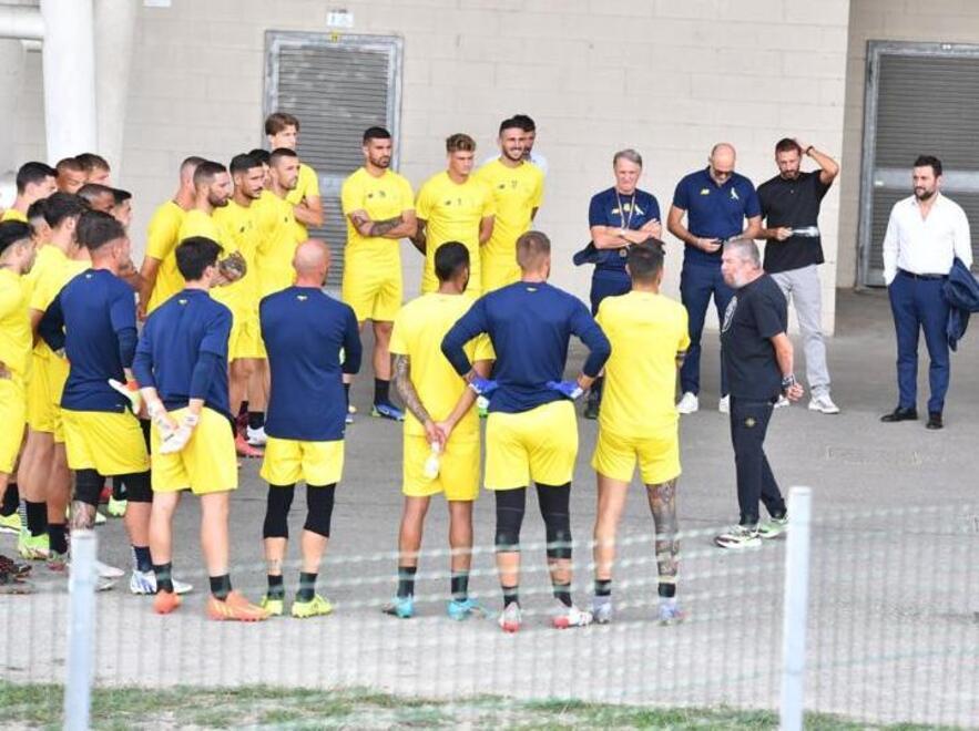 Modena calcio La scossa del presidente Rivetti: arriva e rincuora ...