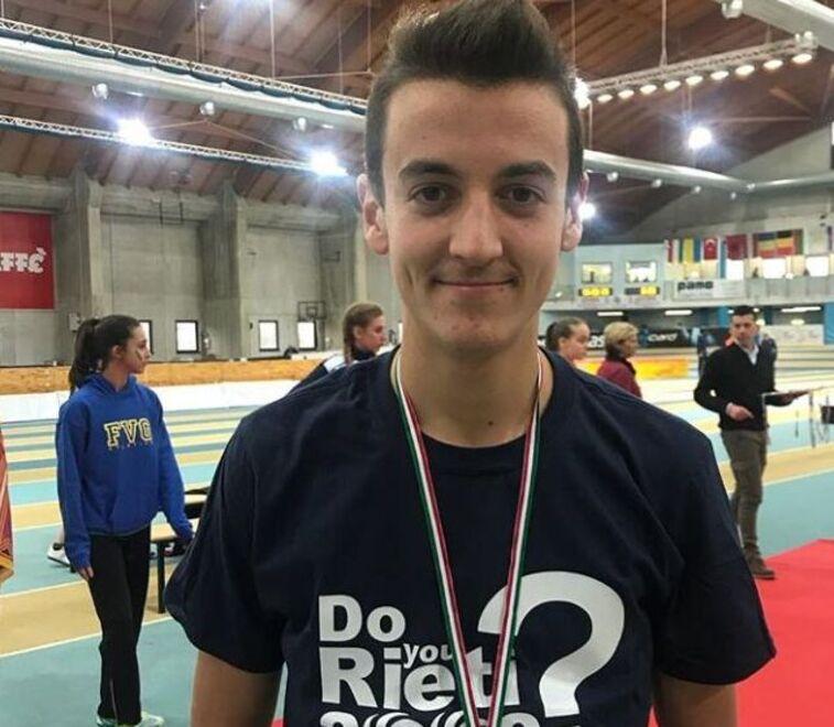 Quattro titoli juniores a Prato: Becuzzi domina nel triathlon - Il Tirreno