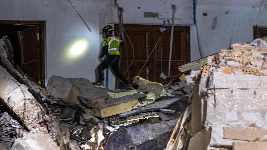 La Procura apre un’inchiesta sul crollo della palazzina all’Università ... La Procura apre un’inchiesta sul crollo della palazzina all’Università ...