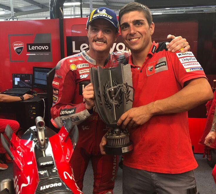 Marco Polastri, il meccanico di Rosignano campione del mondo nel team ...