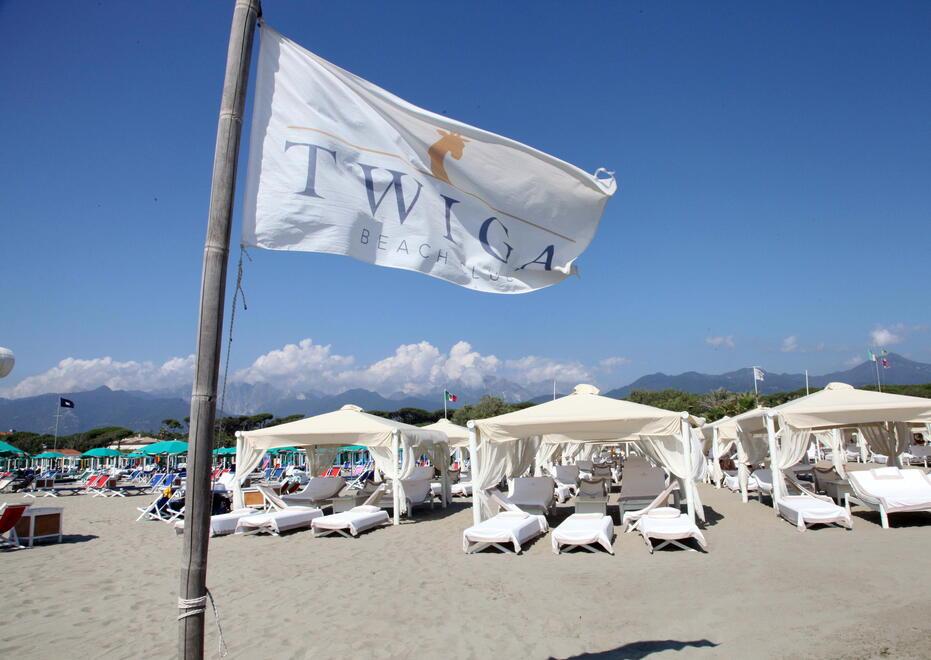 Il Twiga cerca personale: 20 posti per una stagione che sarà lunga - Il ...