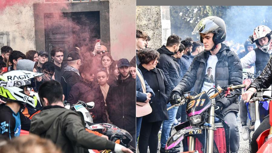 Lucca, palloncini e il rombo delle moto: in 300 per l’ultimo saluto a ...