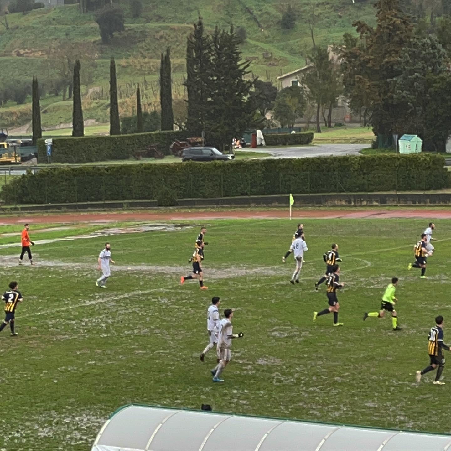 «Aiuto, non riesco a parlare»: calciatore in ipotermia a Peccioli nella ...