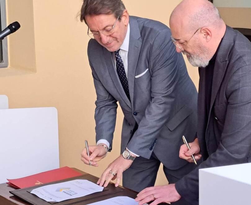 Modena del futuro. Ex Estense, stazione piccola, e ponte Uccellino ...