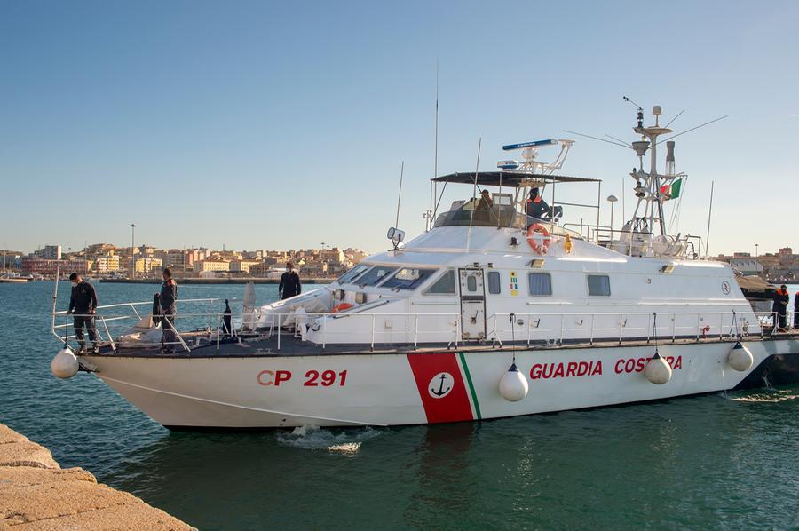 La Motovedetta sarda CP 291 a Pantelleria per missione Sar - La Nuova Sardegna