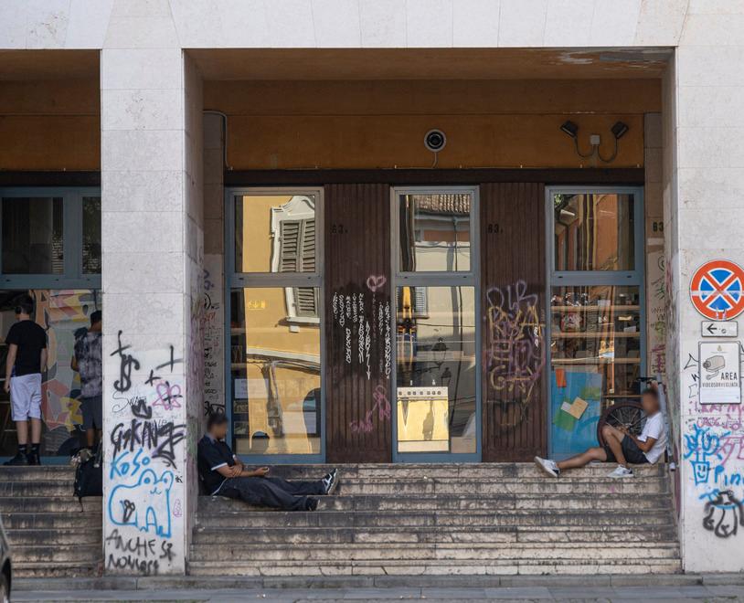 Modena, nuove luci e telecamera puntata su piazza Matteotti - Gazzetta ...