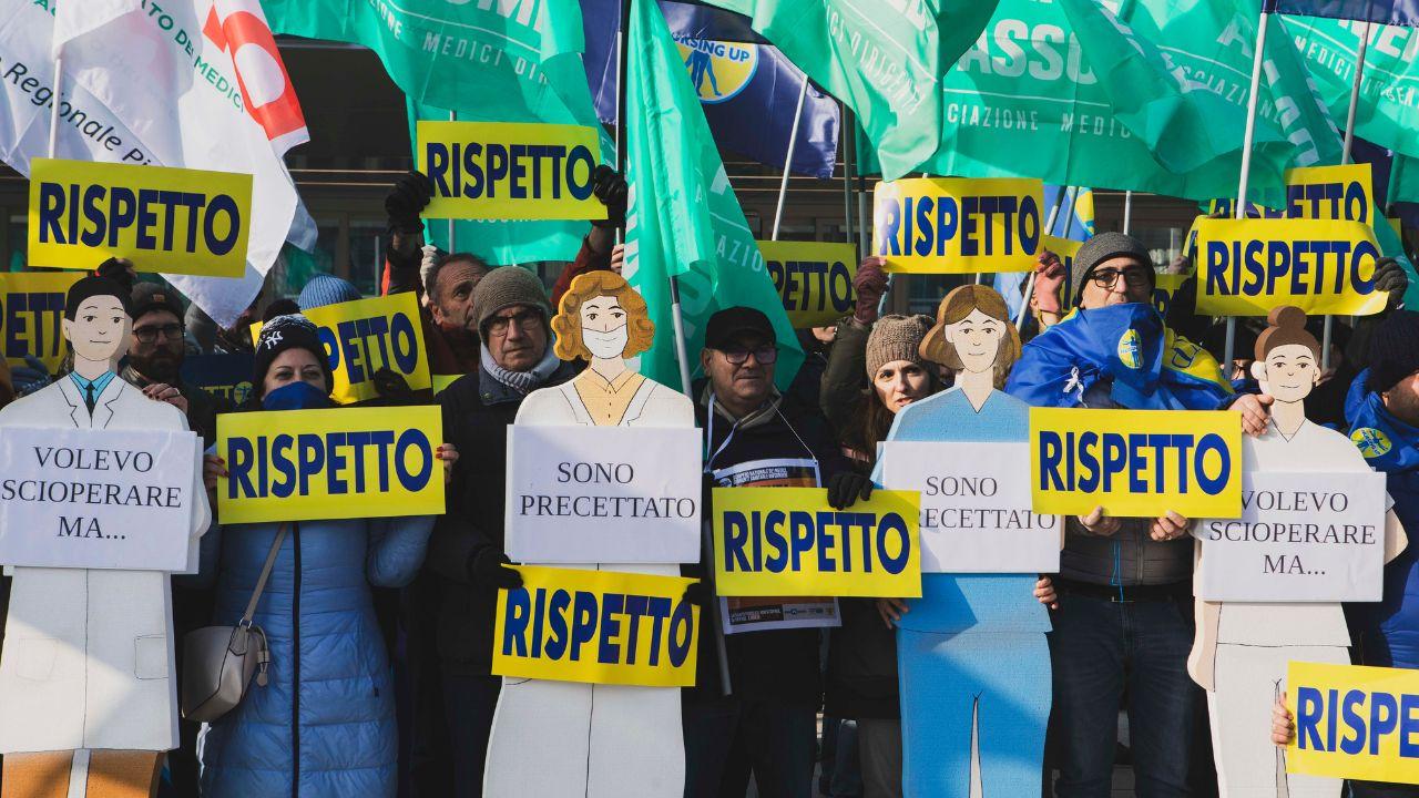 La rivolta della sanità Toscana: sciopera l’85% dei medici, visite ...