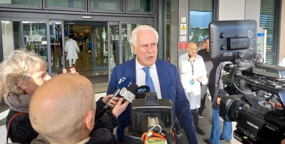 Prato, Giani in visita al Santo Stefano: «Taglio gli sprechi, non i ...