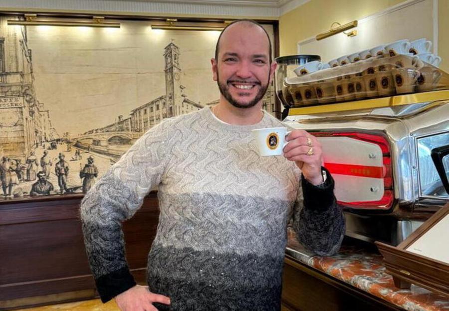 Caffè dell'Ussero riapre, Emiliano Ipsaro Passione gestore di una delle ...