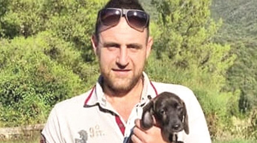 Matteo Mariotti trovato morto nel letto a 43 anni: viveva con la madre ...