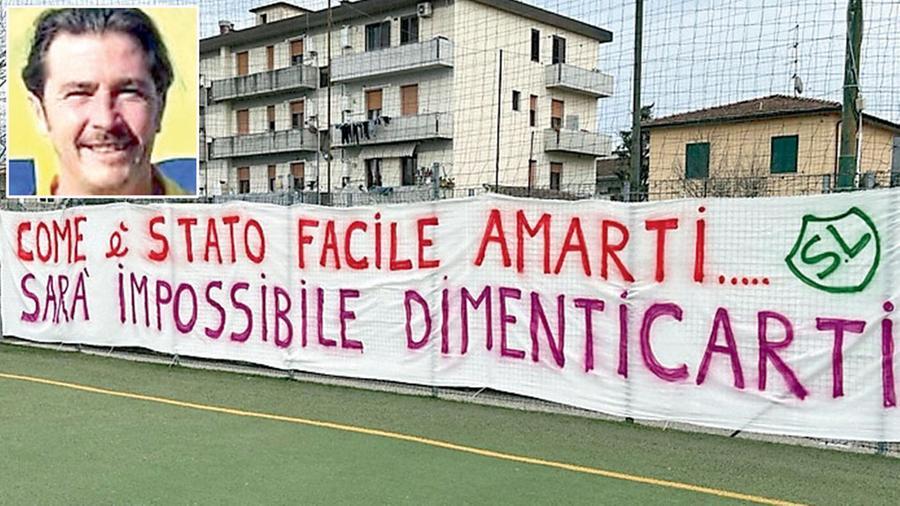 Vasco, i fiori, i brindisi con la grappa: folla a Campi Bisenzio per l ...