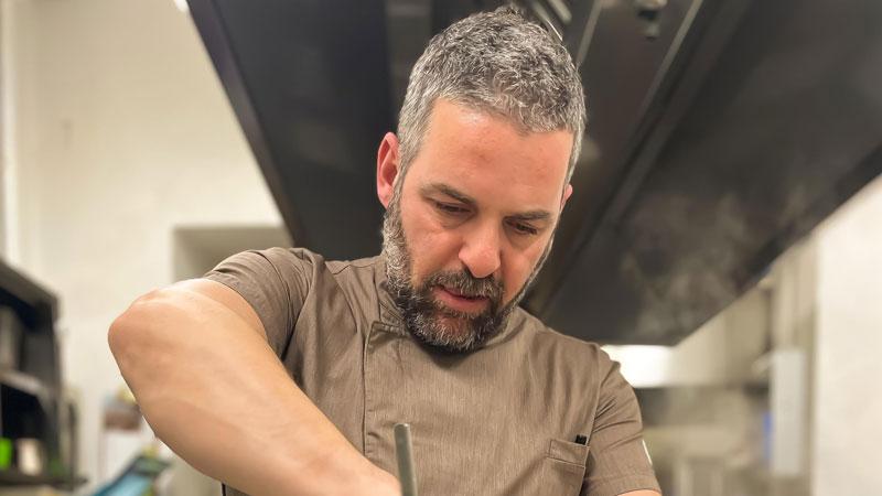 Pozzi, un nuovo chef al ristorante “I Quattro Mori”: chi è Simone ...