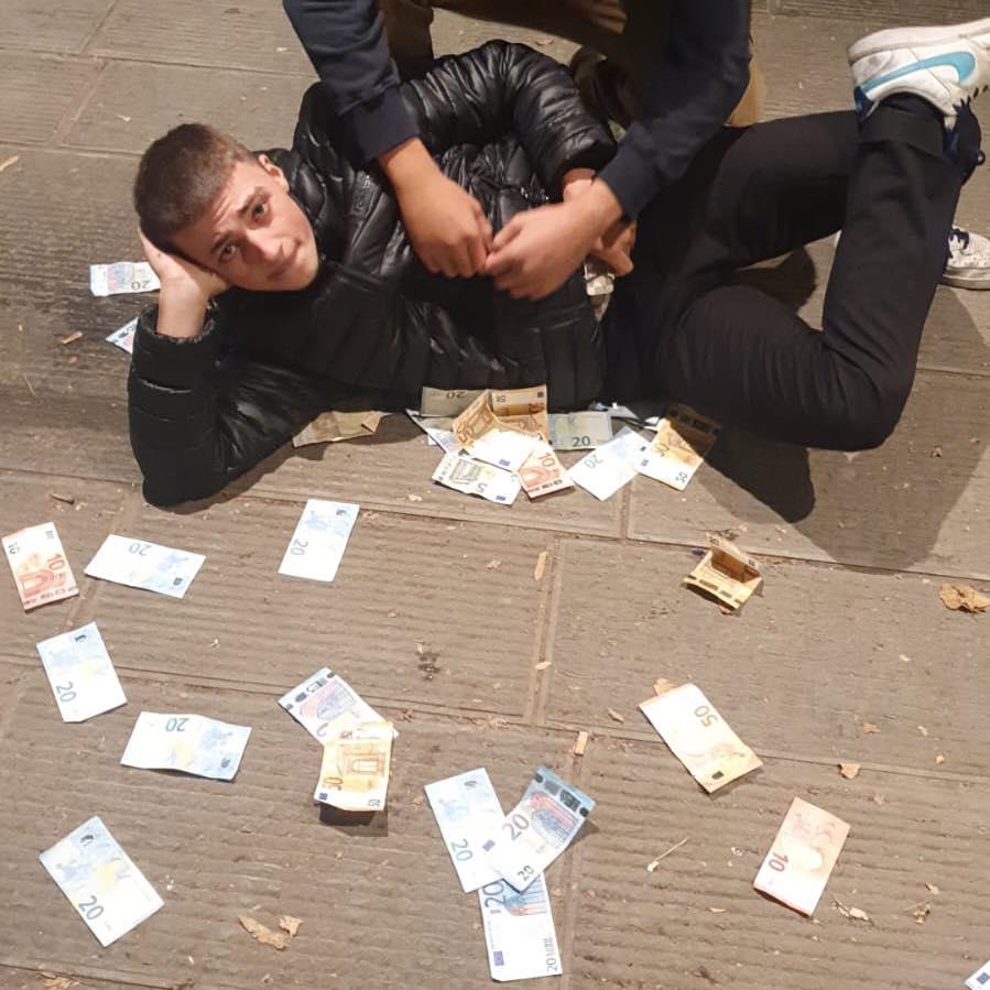 «Costretto a pagare dopo il rapporto sado-maso»: indagati quattro ...