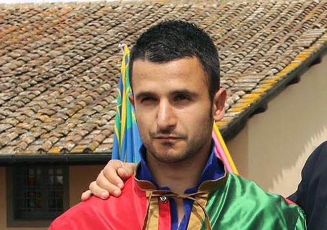 Andrea Chessa "Nappa II" cade da cavallo, il fantino è in gravi ...