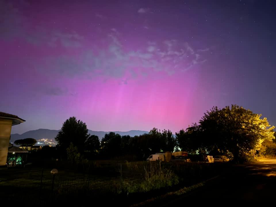 Aurora boreale in Toscana: lo show nelle foto dei lettori - Il Tirreno