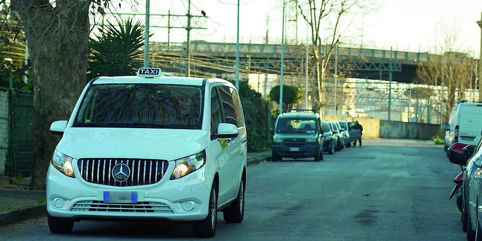 Livorno, Castellaccio senza bus per gli studenti, la rabbia dei ...