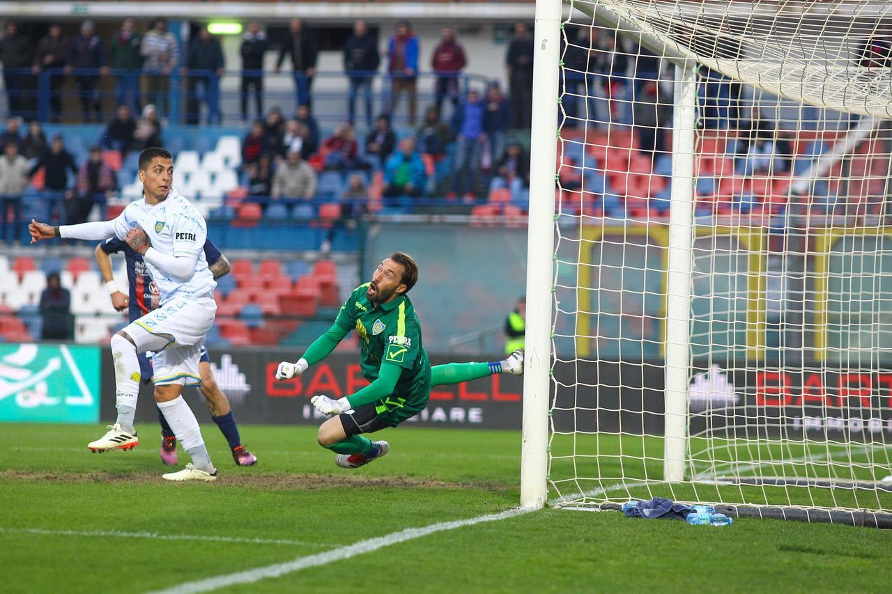 Cosenza-Carrarese 1-0: la Sintesi della Partita di Serie B - Il Tirreno