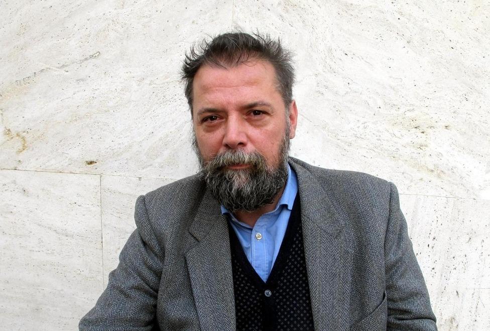 Livorno, l'ex assessore Lenzi e il libro. Dal mandato alla caduta «Vi ...