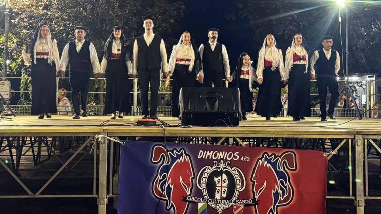 Successo del gruppo di ballo e canto “Dimonios” alla rassegna “Paglieta ...