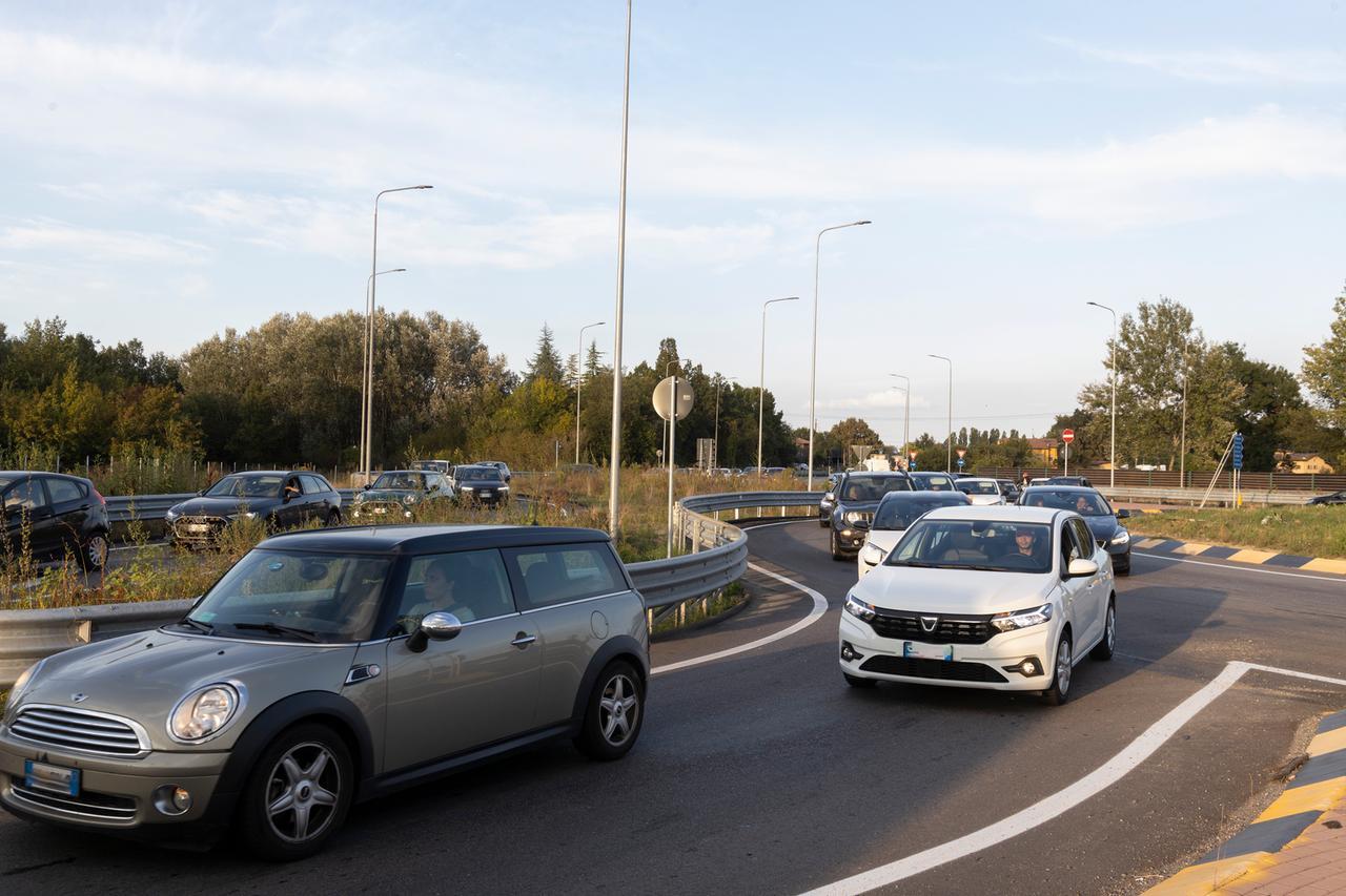Traffico in tilt a Modena: lunghe code e tanta rabbia in via ...
