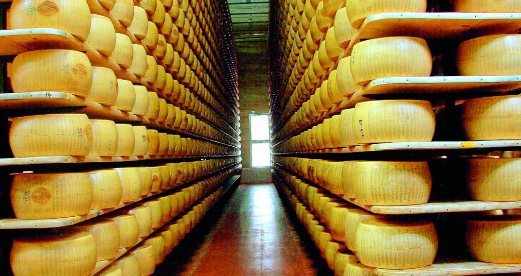 Parmigiano Reggiano, Bezzi nuovo presidente del Consorzio - Gazzetta di ...