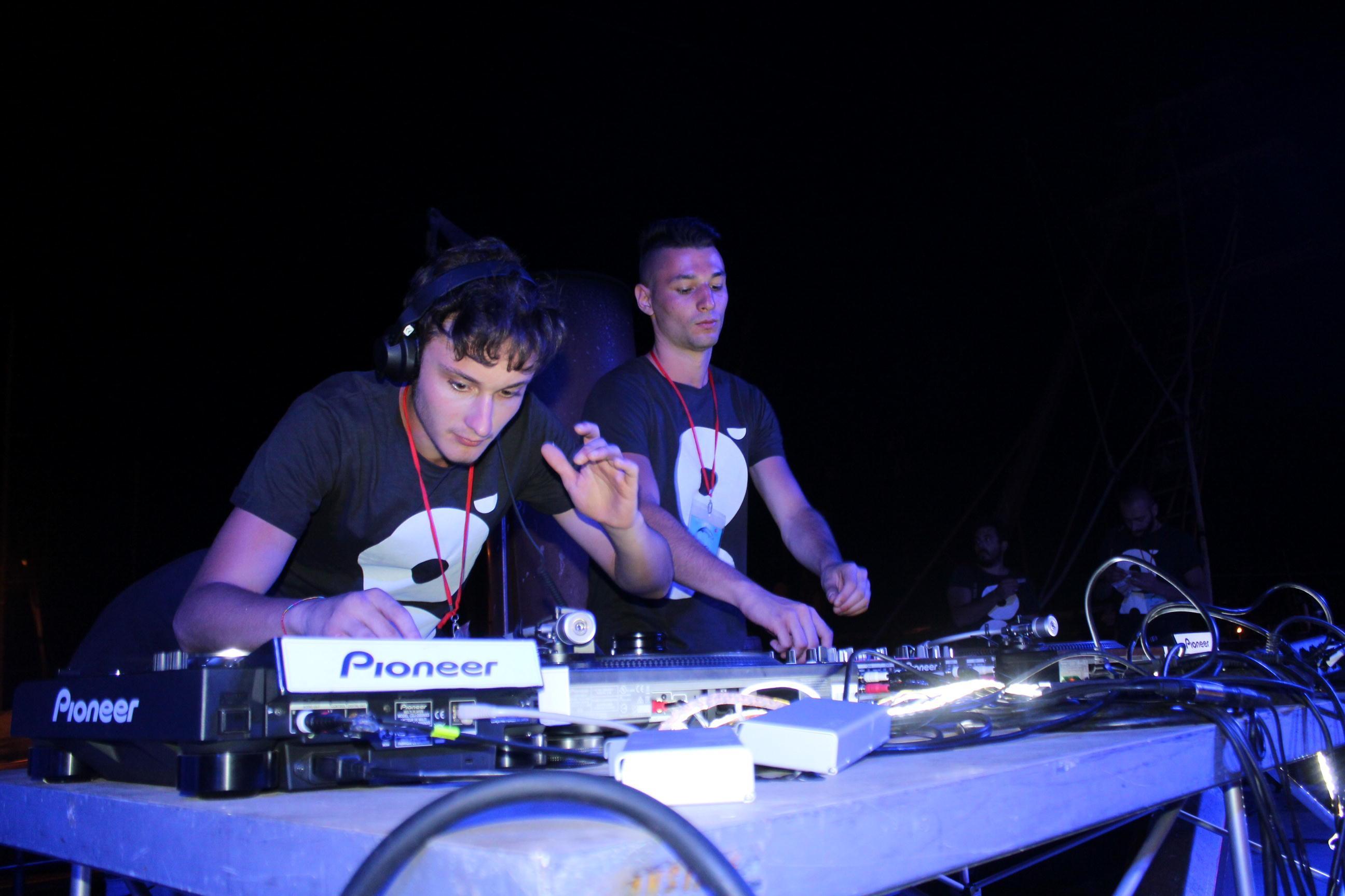 Gunther Mian, ok il debutto come dj - Il Tirreno