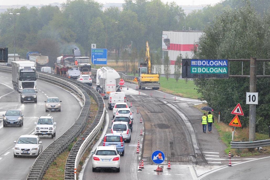 Cantiere di 5 km in tangenziale, Modena va in tilt Gazzetta di Modena