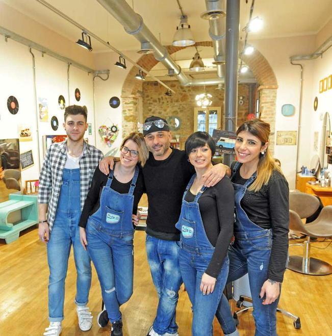 Parco giochi a colori come da Mc Donalds e hair stylist per tutti - Il ...