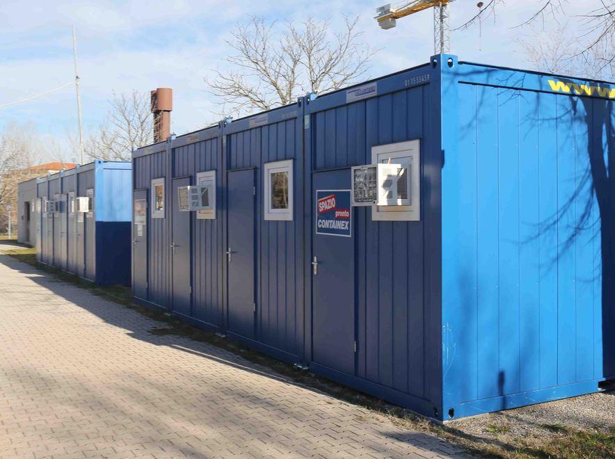 Gobetti, container da dismettere - Gazzetta di Reggio
