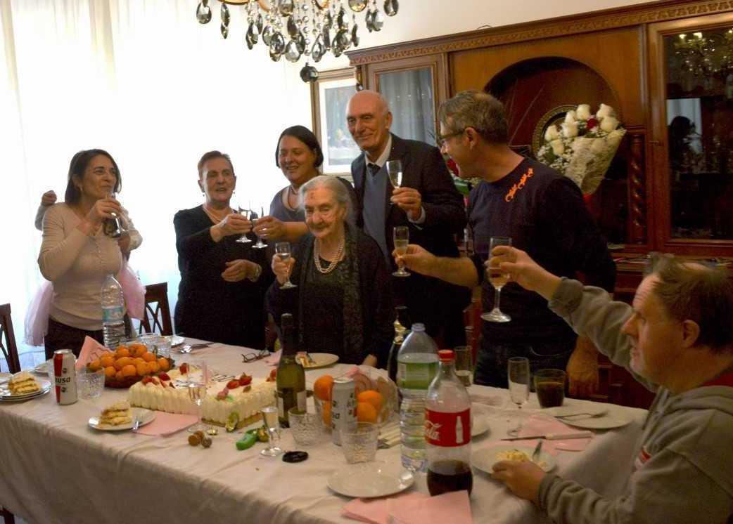Maria Giulia Fresu festeggia 100 anni - La Nuova Sardegna