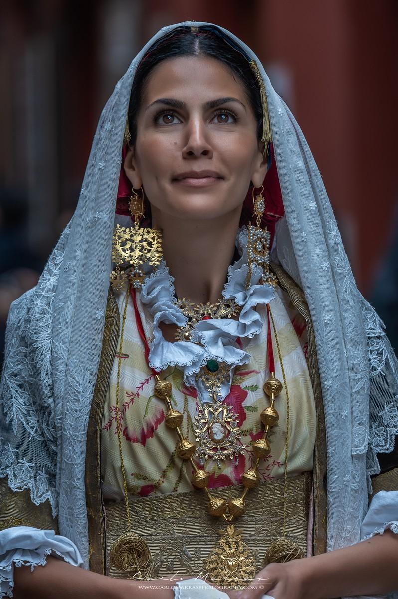 La fierezza e la bellezza delle donne sarde nei ritratti di Carlo Marras La Nuova Sardegna