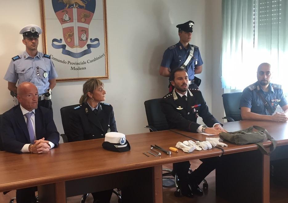 Piromane, contestati altri roghi Ha bruciato i furgoni al Mac2 Gazzetta ...