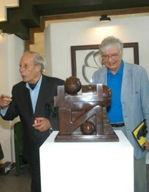 Le opere di Adami esposte da ieri a Palazzo Alliata - Il Tirreno