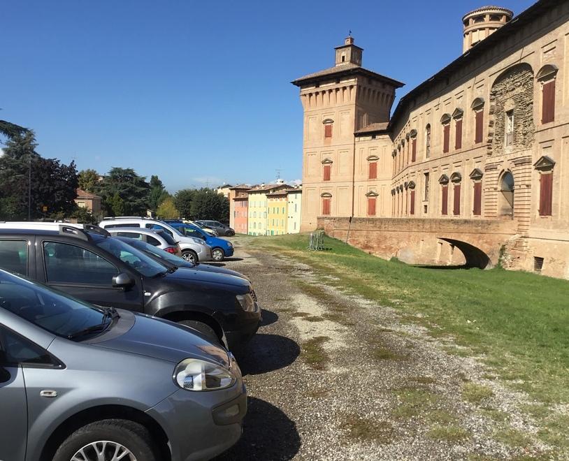 «Pedonalizziamo tutto il vallo della rocca di Scandiano» - Gazzetta di ...