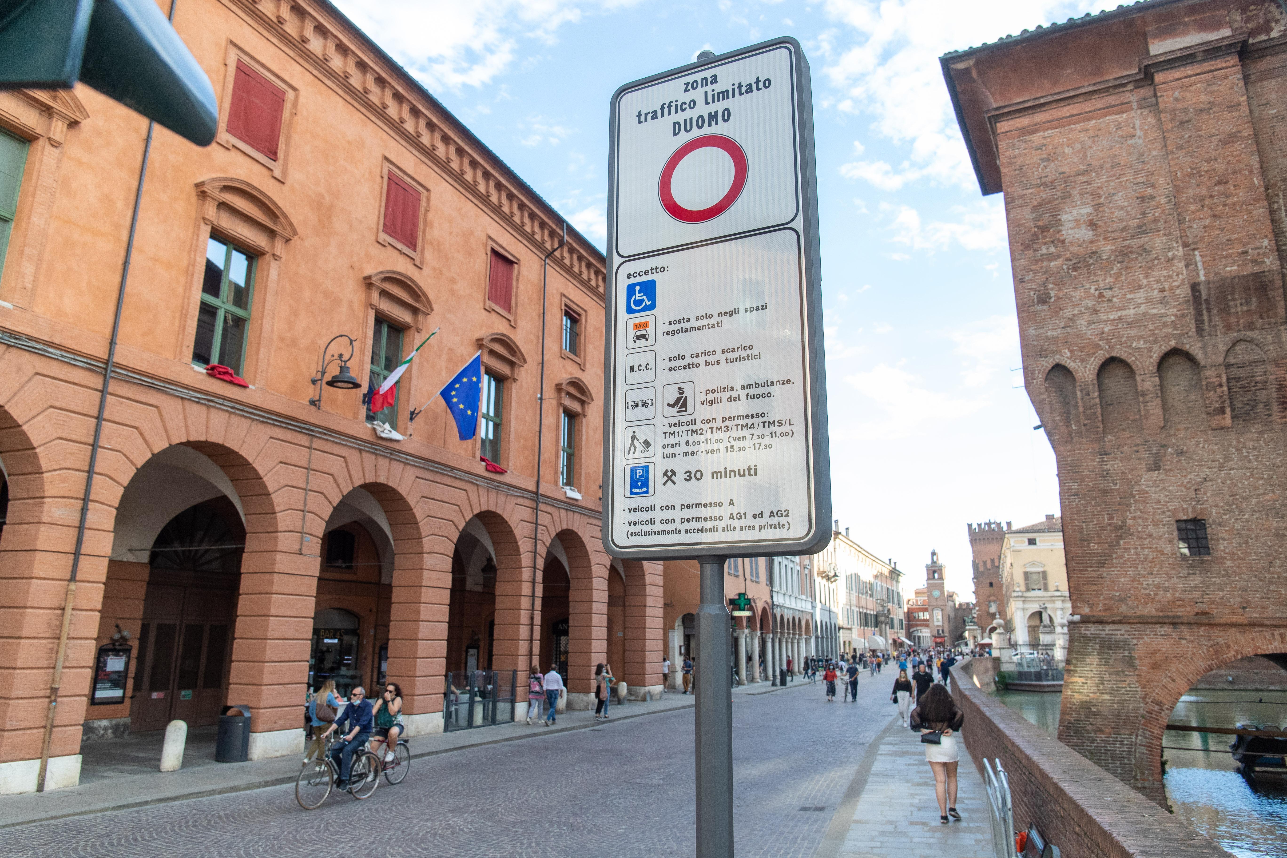 Ferrara, nuove regole in Ztl: cambiano tariffe e criteri per l'accesso ...