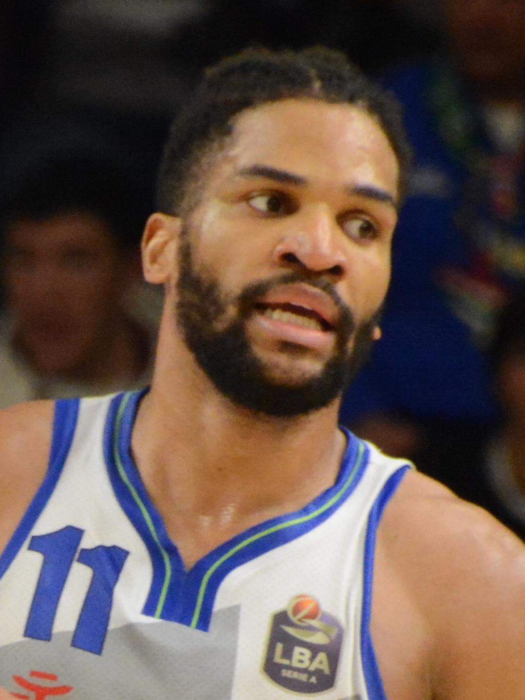 Dwayne Evans vola in Giappone - La Nuova Sardegna