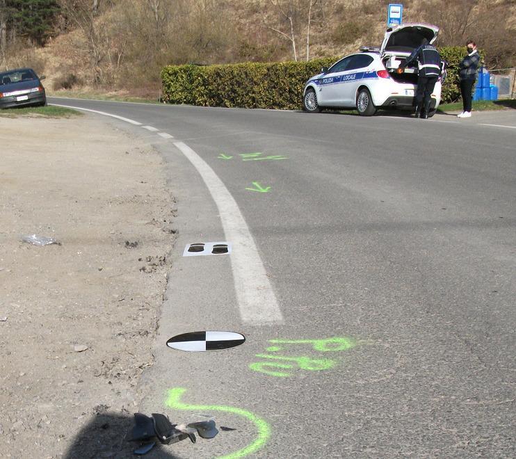 Travolto da una macchina sul ciglio della strada Grave anziano di 86 ...