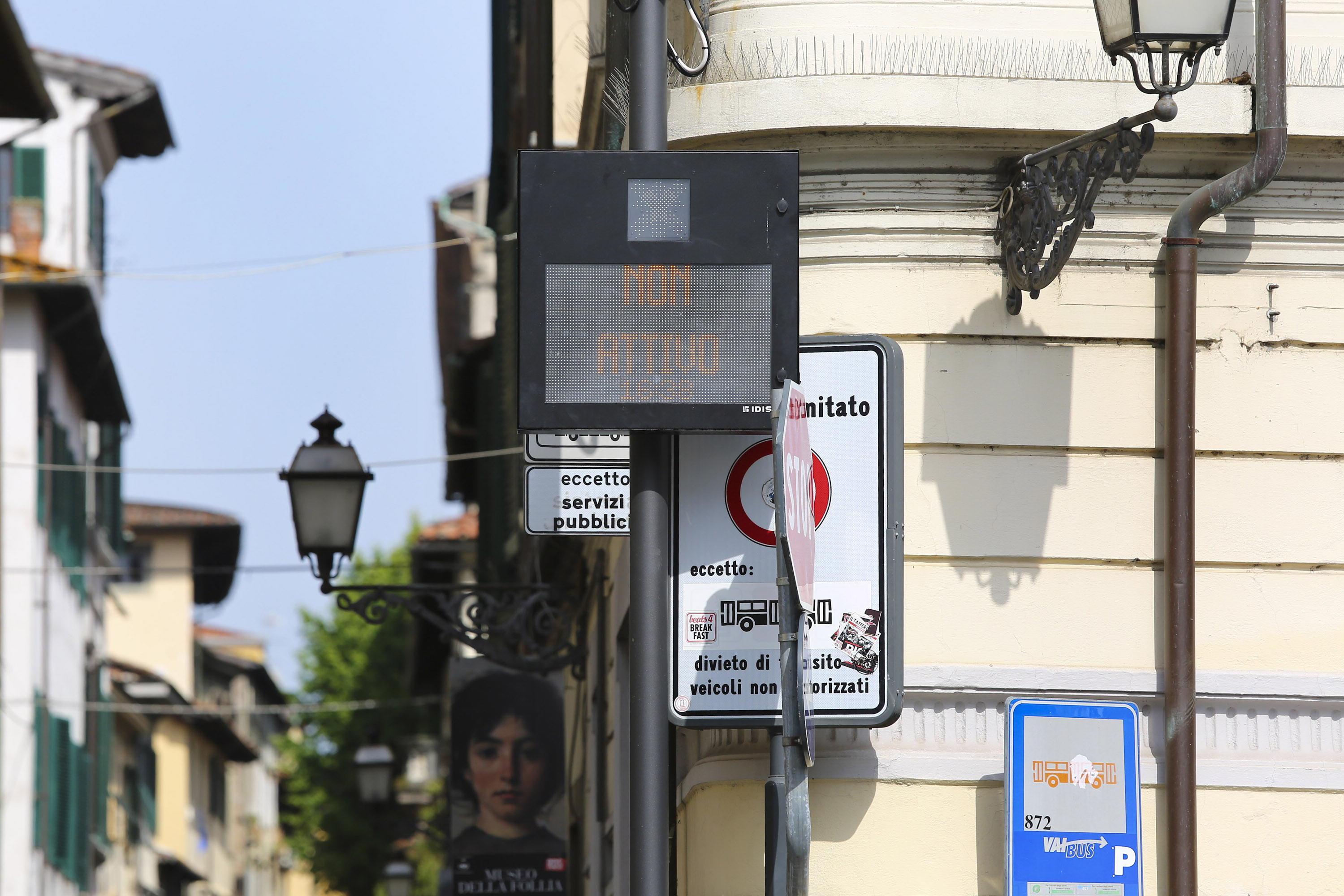 Ztl, a Lucca cambiano i permessi: diecimila cittadini dovranno ritirare ...