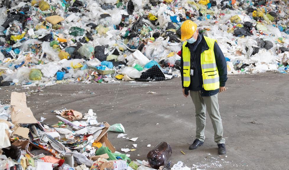 Hera vince i rifiuti per altri 15 anni Un maxi-appalto da 880 milioni ...