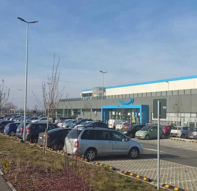 Spilamberto. Amazon, parcheggio solo in retromarcia - Gazzetta di Modena