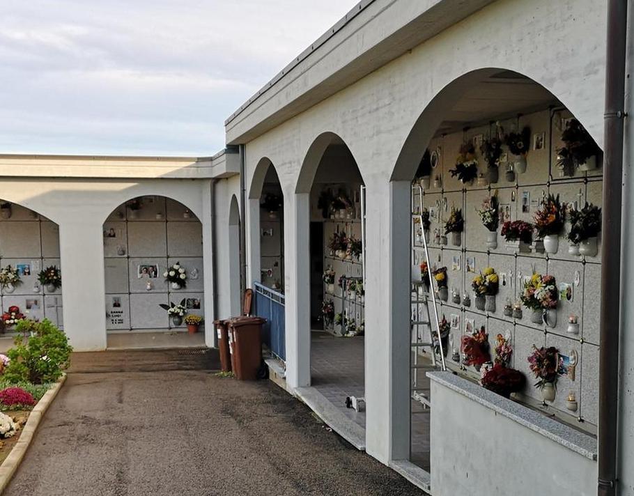 Nuovo cimitero, esauriti i loculi - La Nuova Sardegna