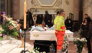 In ottocento al funerale di Angelo Il Tirreno