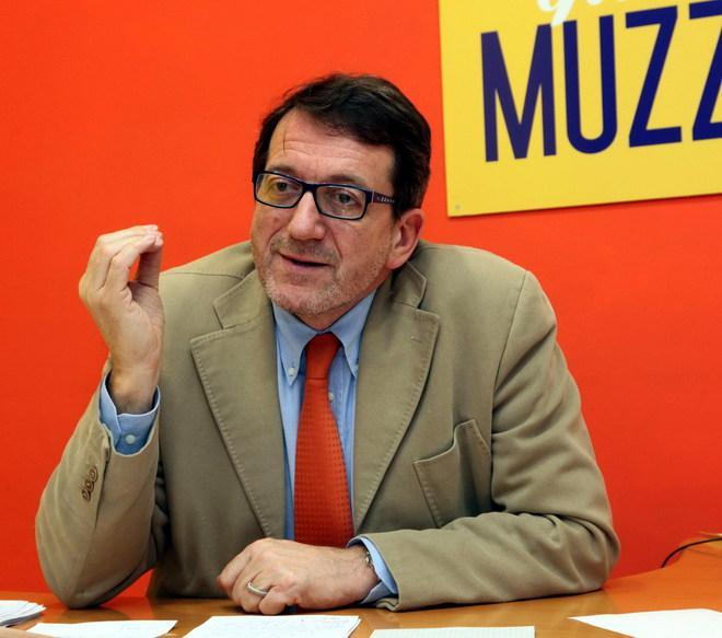 Primarie Pd: parlano i candidati/ Muzzarelli: serve la svolta perché ...