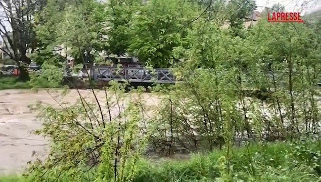 Maltempo, la piena del fiume Po a Torino - Il Tirreno