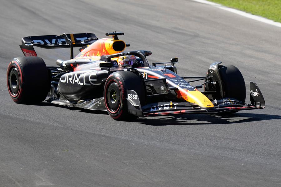 Formula 1, Gp Monza: rimonta e vittoria per Verstappen davanti a ... Formula 1, Gp Monza: rimonta e vittoria per Verstappen davanti a ...