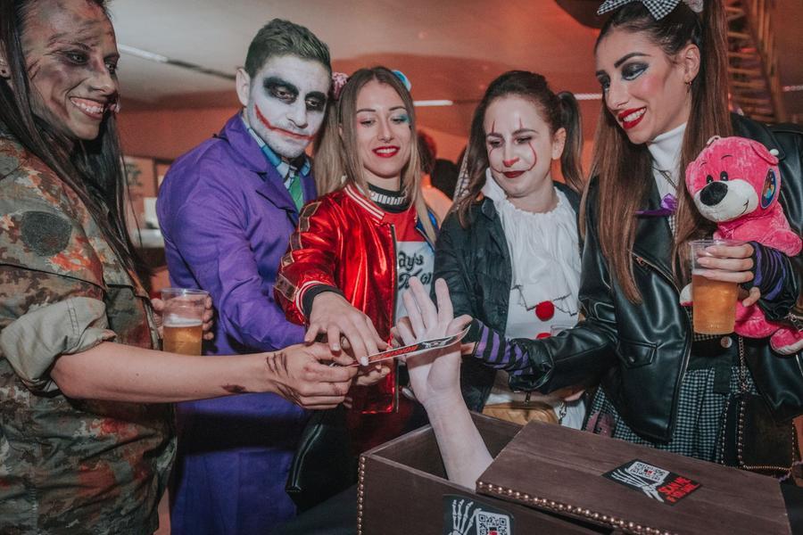 Monsterland, successo a Ferrara: in 20mila per l'horror party - La ...