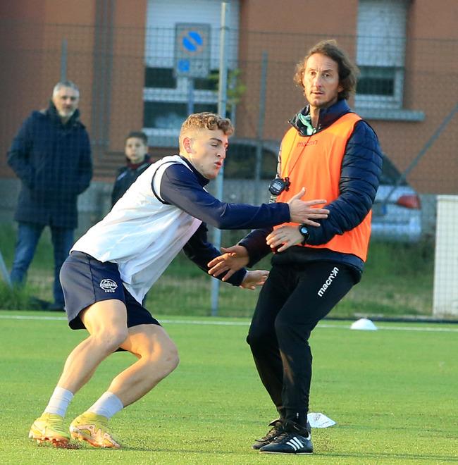 La Reggiana ha ingaggiato Christian Capone e Andrea Vallocchia ...