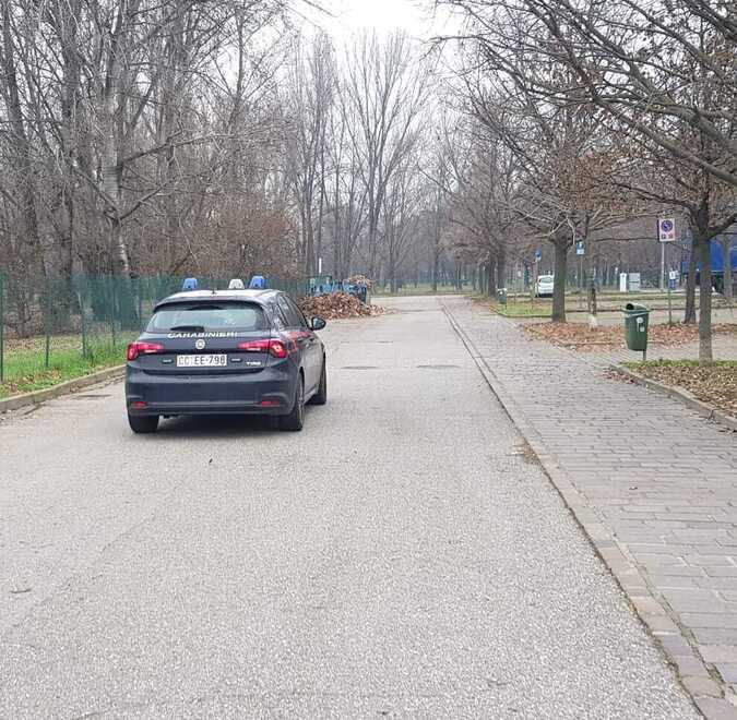 Parco Ferrari di Modena: nel parcheggio tra senzatetto, nomadi e ...
