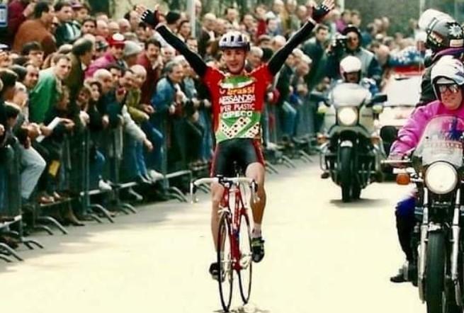 Morto l’ex ciclista Riccardo Biagini dopo una caduta da un terrazzo ...
